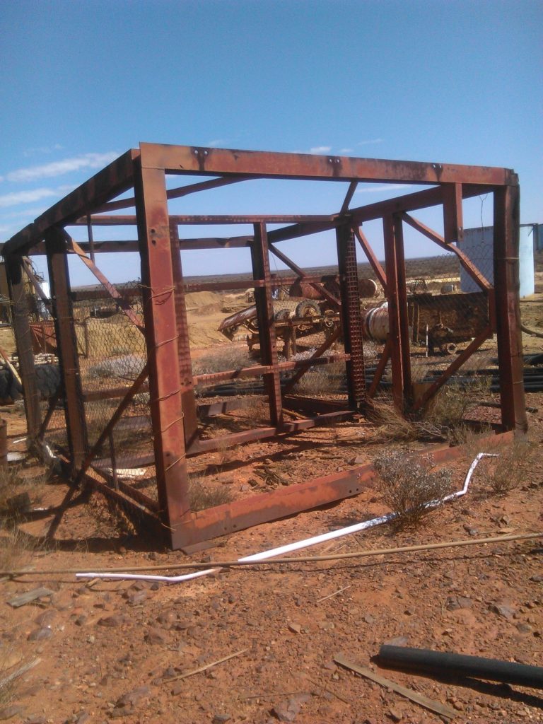 ROM FEED BIN AND STAND FOR SALE - Mine Graveyard