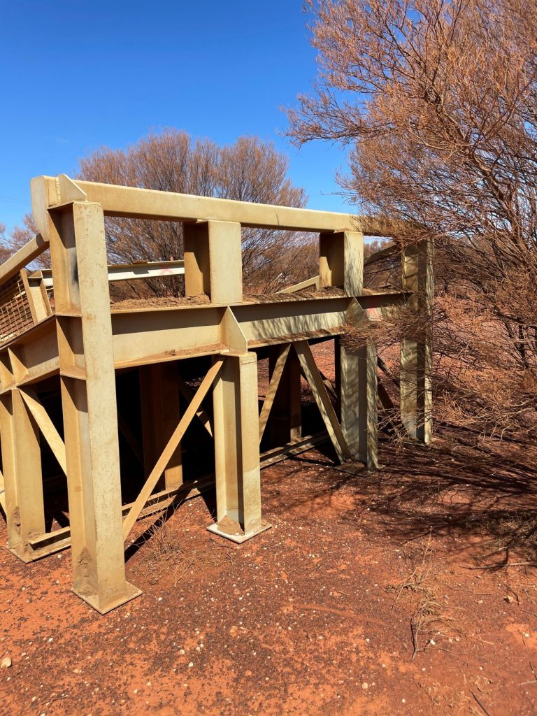Front end loader loading ramp for sale - Mine Graveyard