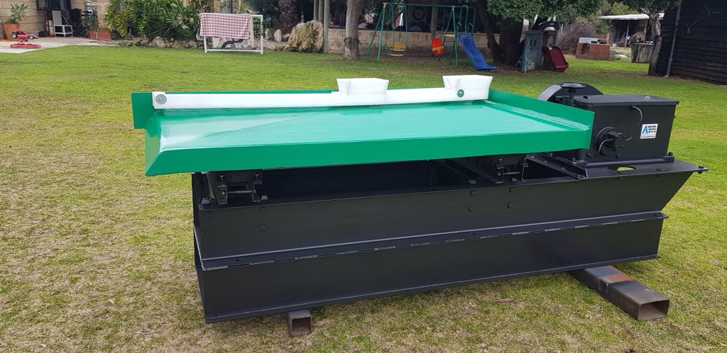 GOLD SHAKING TABLE FOR SALE - Mine Graveyard