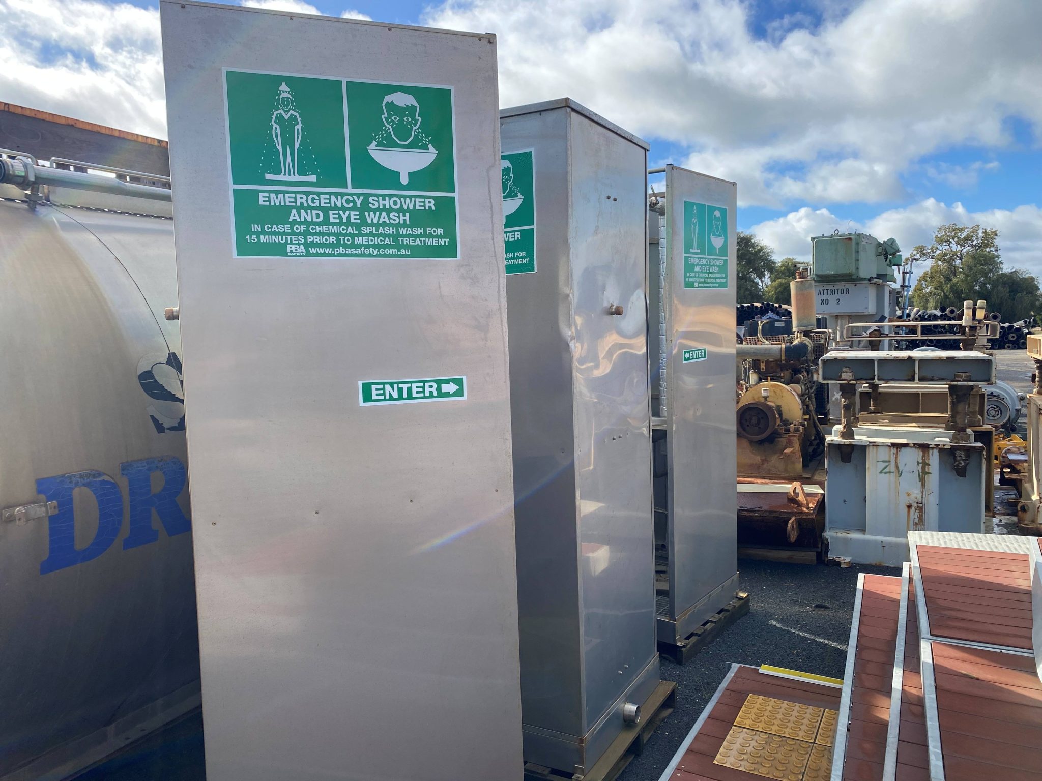 STAINLESS STEEL SAFETY SHOWER CUBICLES - Mine Graveyard