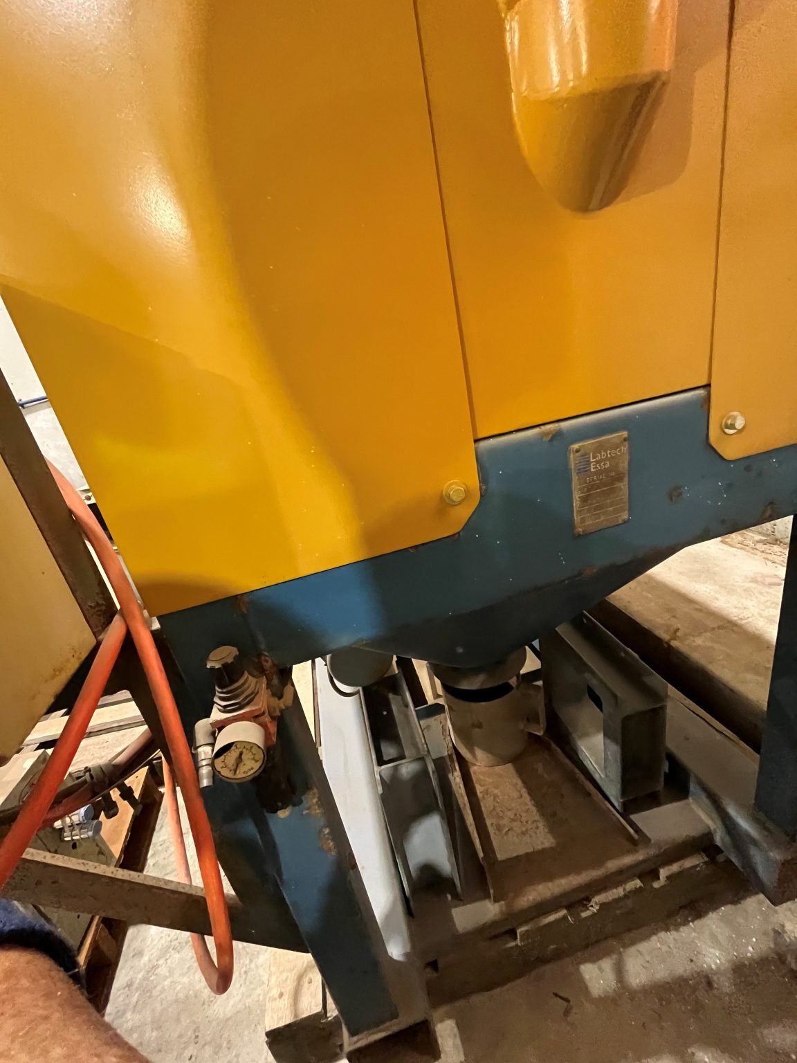 SAMPLE DRYER FOR SALE - Mine Graveyard